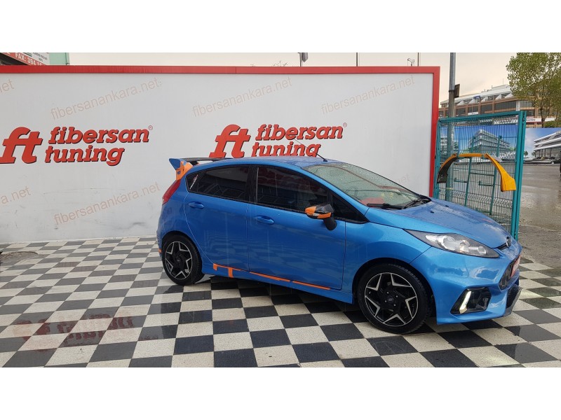 FORD FİESTA( mk7) RS BODY KİT